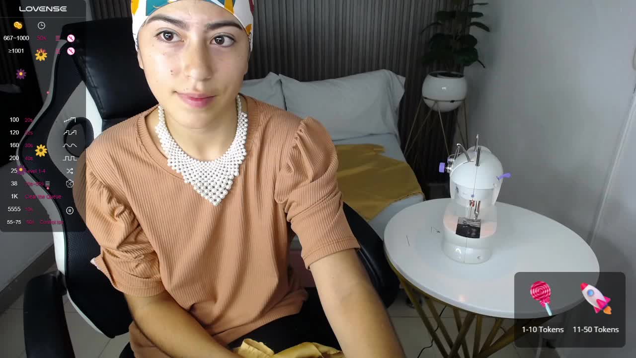 Chaymae_nah_'s XXX Videos & Recorded Live Shows | xHamsterLive