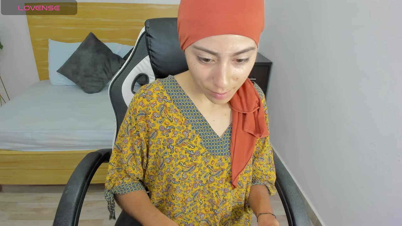 Chaymae_nah_'s XXX Videos & Recorded Live Shows | xHamsterLive