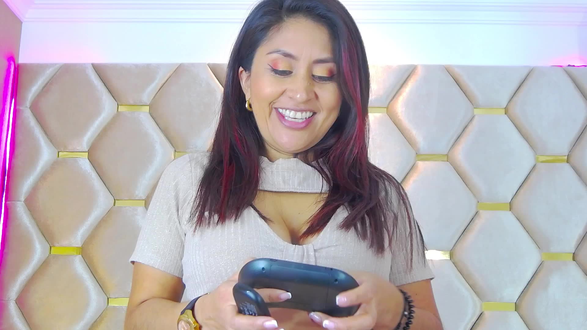 MonicaMoret's Sex Videos & Recorded Cam Shows (220) | Stripchat