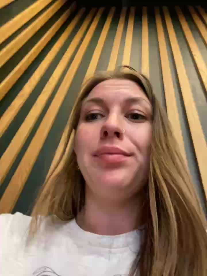 Sweet___Emily's XXX Videos & Recorded Live Shows | xHamsterLive