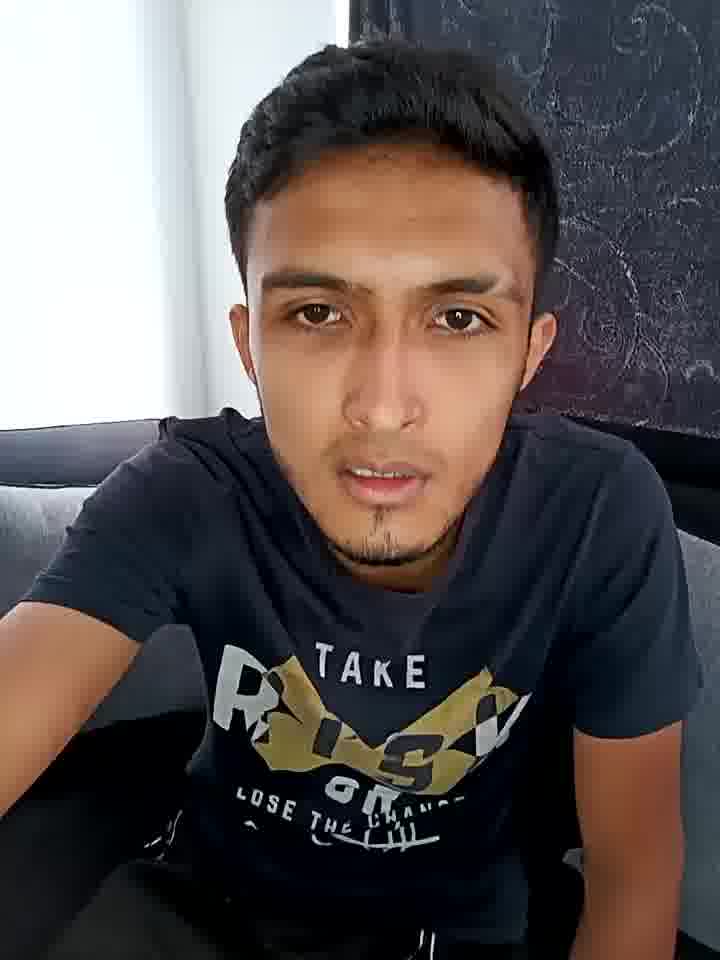 Mosmar_20's XXX Videos & Recorded Live Shows | xHamsterLive