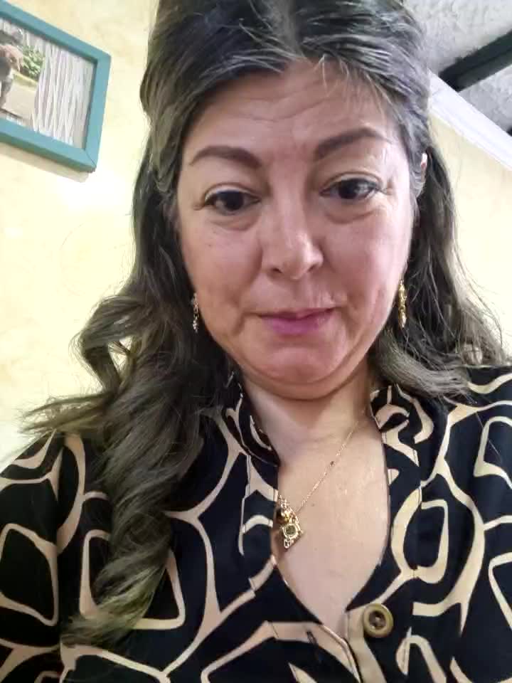 Emma_tourのXXX動画&ライブチャットの録画 | xHamsterLive