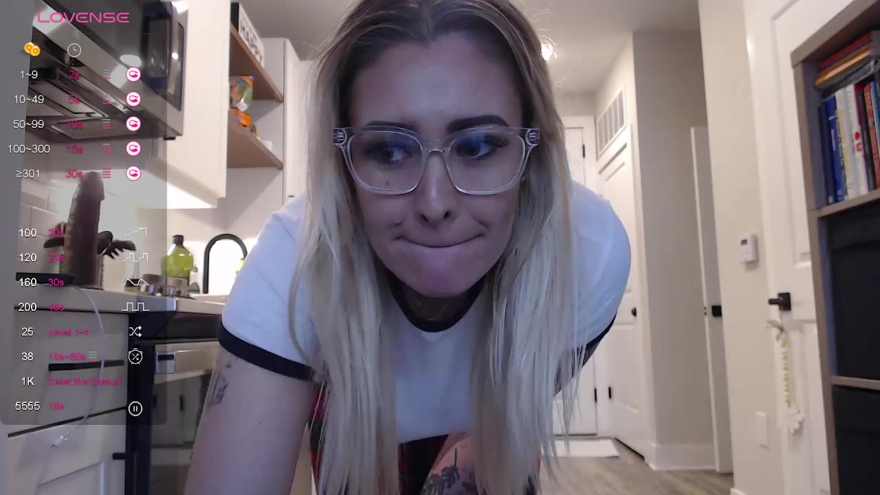Hollytattoos Xxx Videos And Recorded Live Shows Xhamsterlive