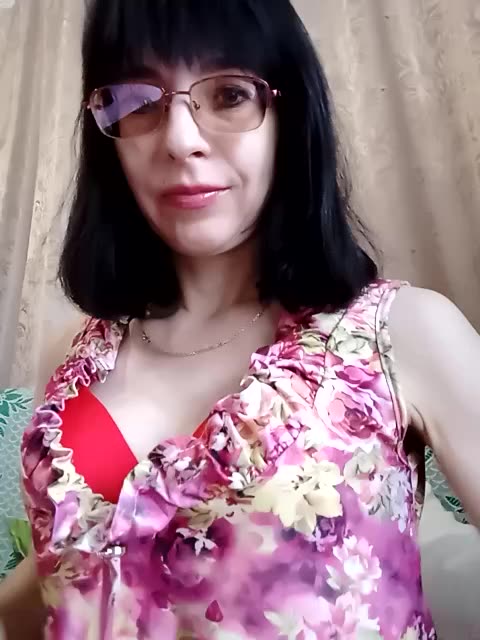 Profil du Modèle Webcam LeonaCrystal | xHamsterLive