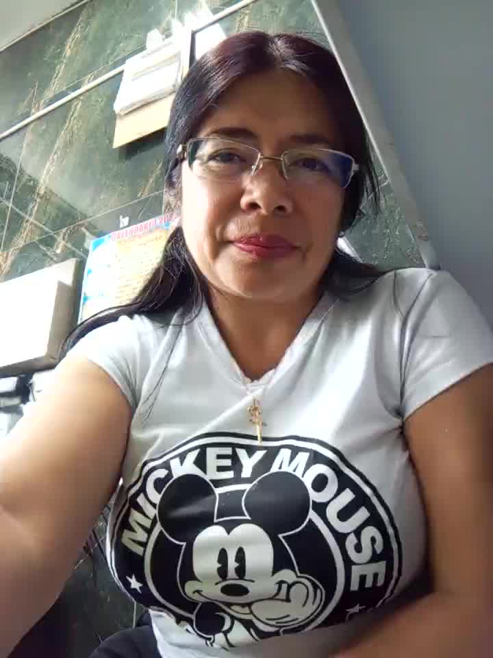 Vídeos XXX y shows de cámaras en directo de __valentina18 | xHamsterLive