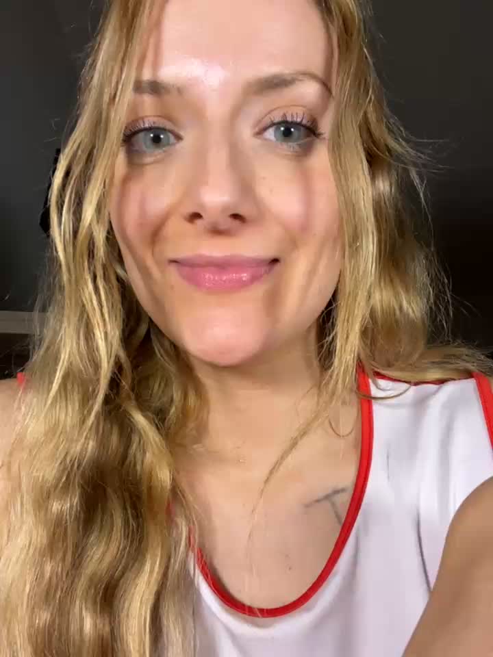 Evelyn_Jade's Sex Videos & Recorded Cam Shows (88) | Stripchat