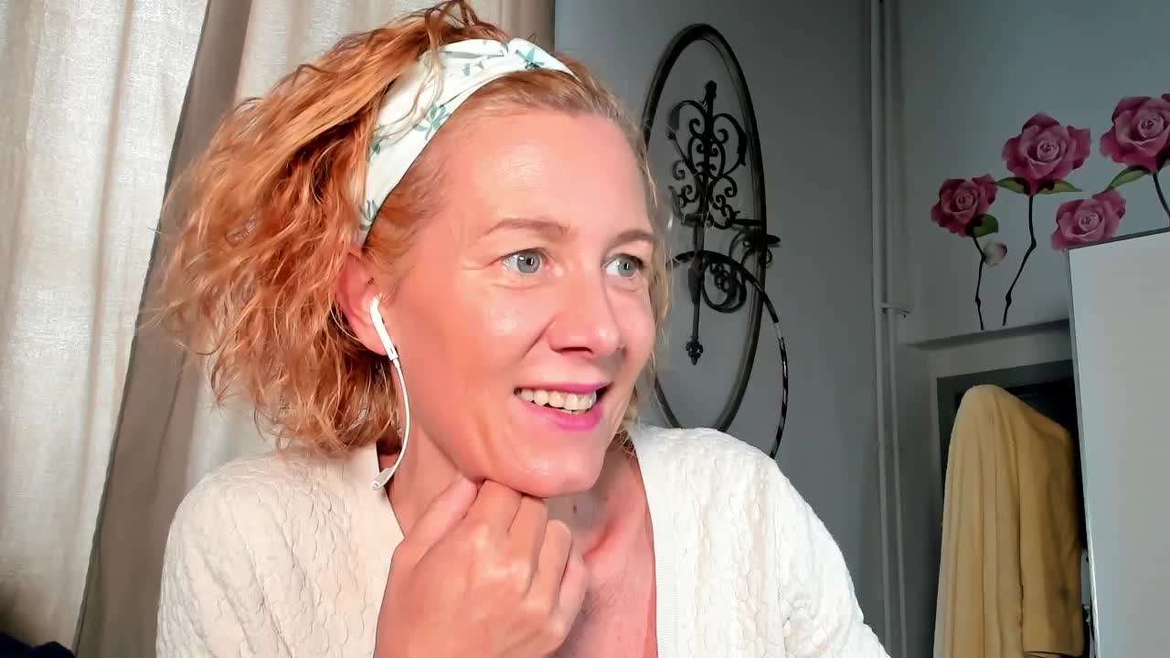 Lola_Belgium's XXX Videos & Recorded Live Shows | xHamsterLive