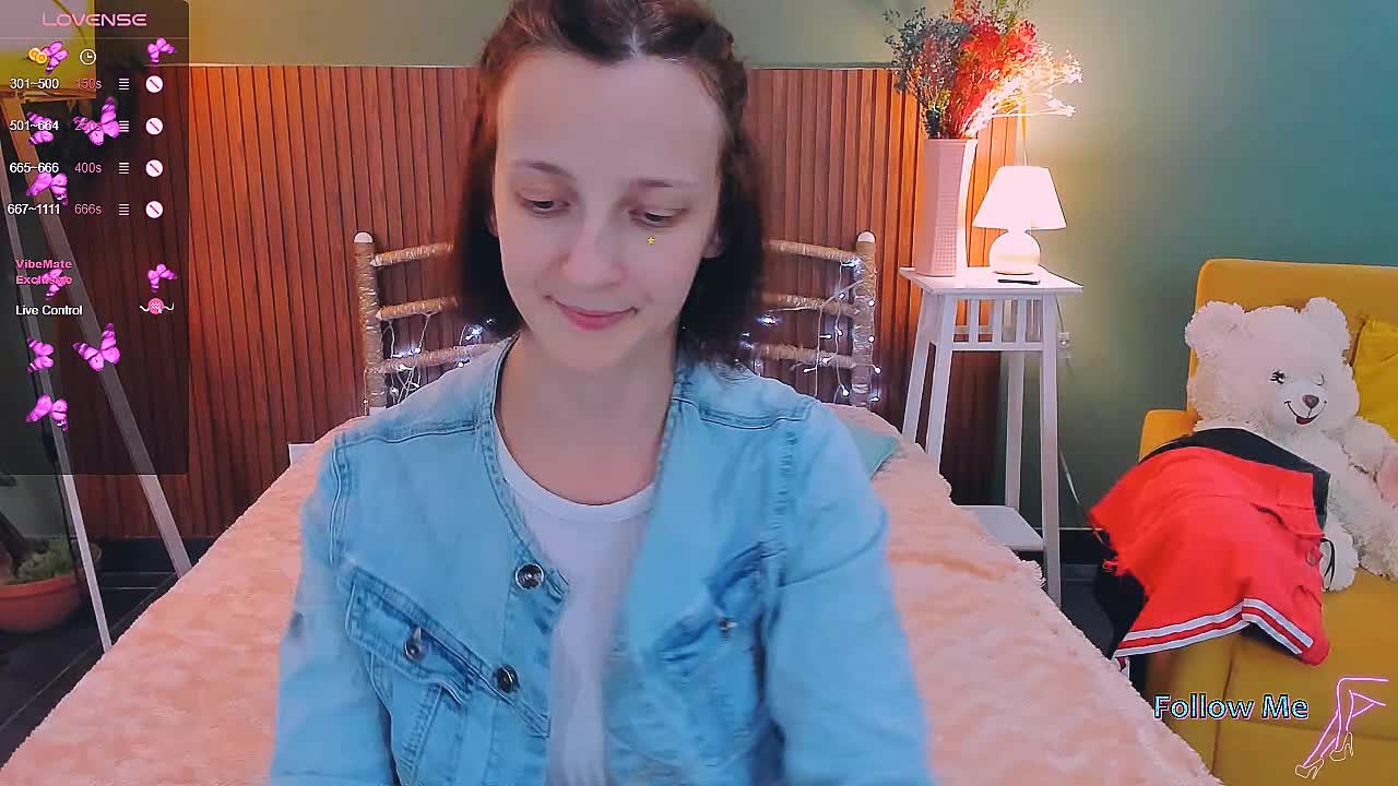 Flora__333 Webcam Model Profile | xHamsterLive